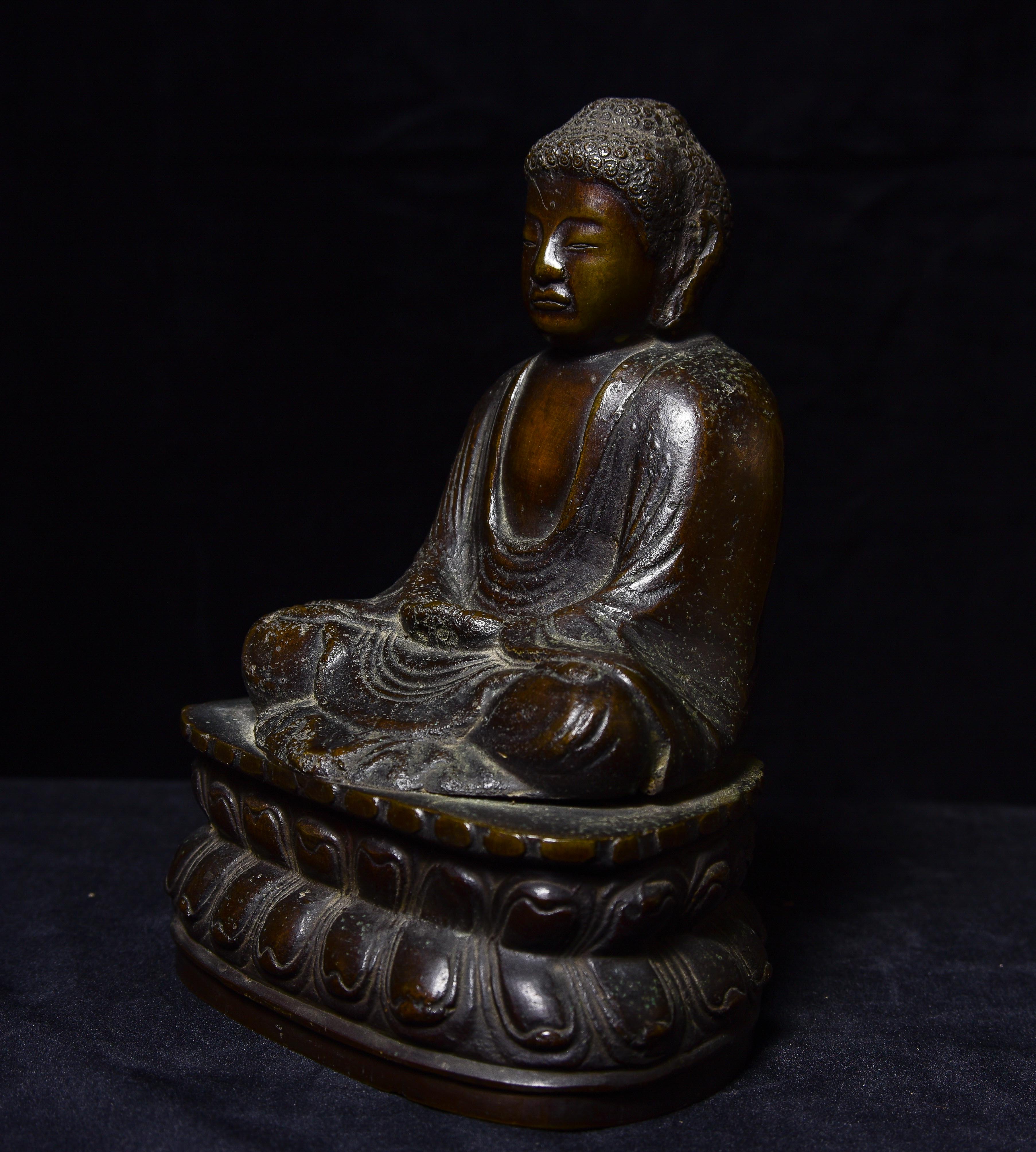 Antique & Vintage Buddhas Statues, Large Wooden Buddha Statues - The ...